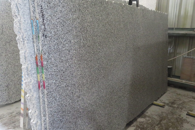Luna Pearl Triton Granite in San Antonio, TX | LuxeCraft